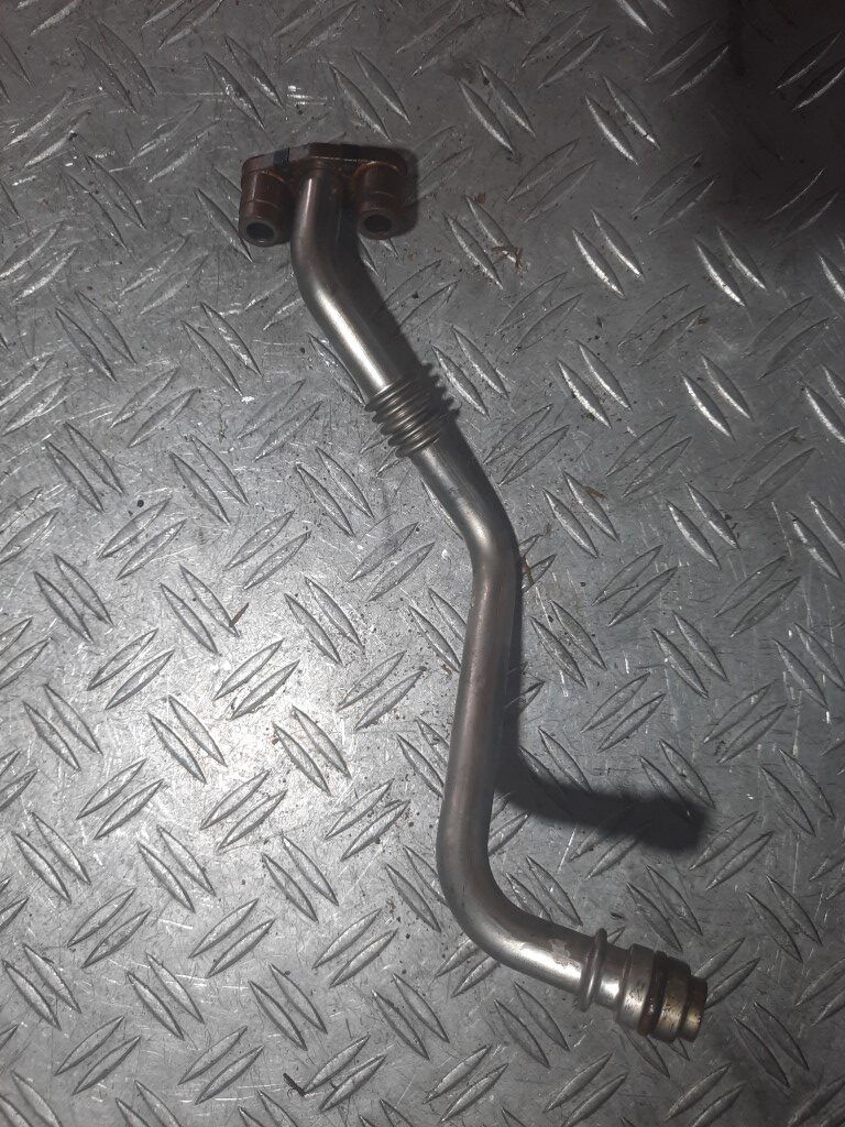 Conducta ulei turbo Renault Clio 4 0.9 tce cod 85531R din dezmembrări ...